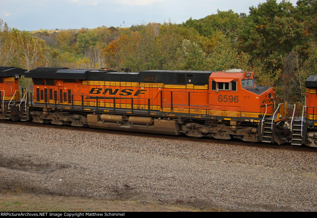 BNSF 6596